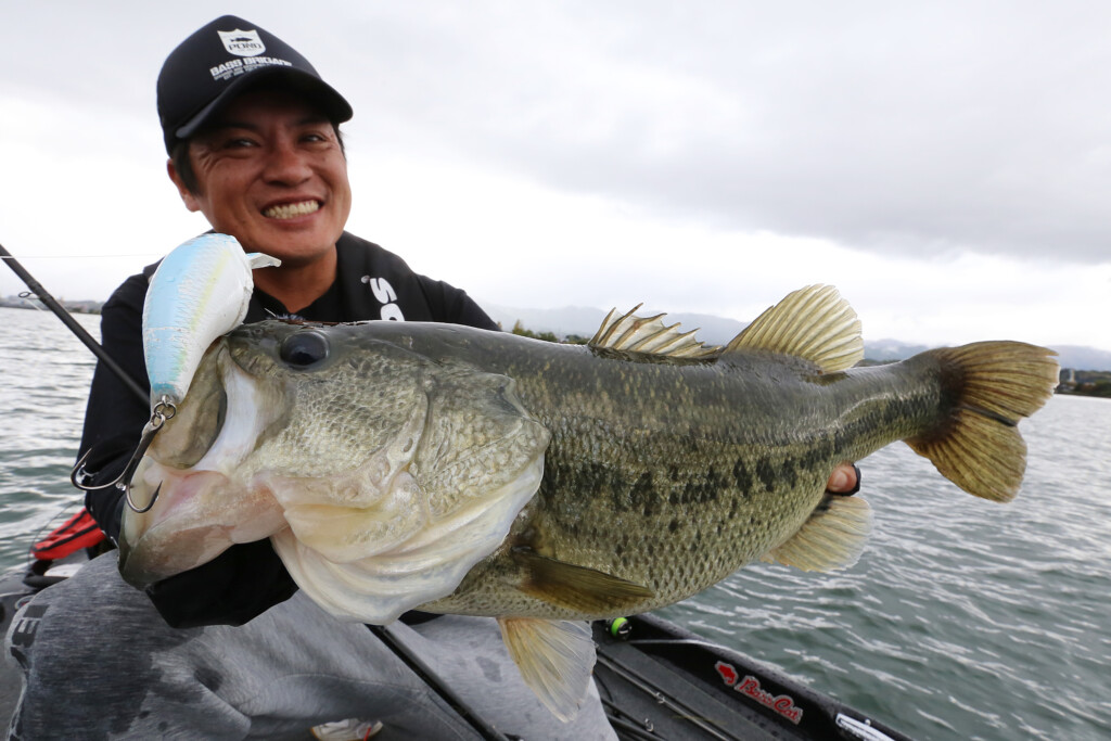 キムケンスタイルvol.17 「冬の本命ハードベイトSTYLE【クランクベイト】」 | 釣りの総合動画サイト「Vish（ヴィッシュ）」