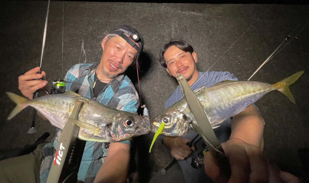 トミー敦のあじすた！vol.15 「満月大潮に立ち向かう！神出鬼没のツンデレアジ攻略」 | 釣りの総合動画サイト「Vish（ヴィッシュ）」